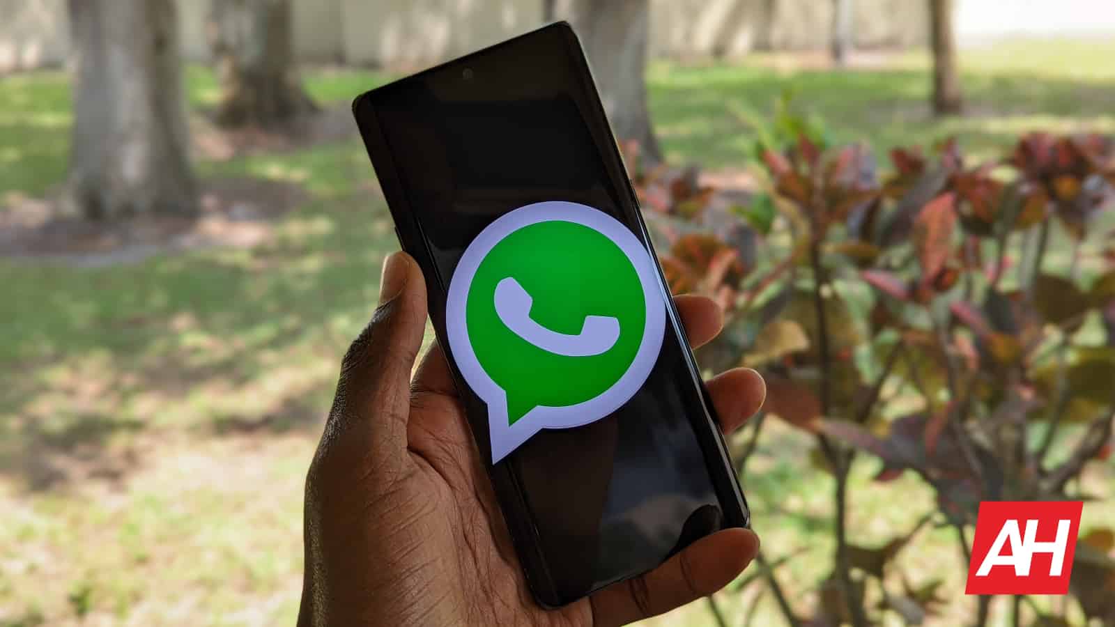 WhatsApp teste le partage d'écran et la barre de navigation repensée ...