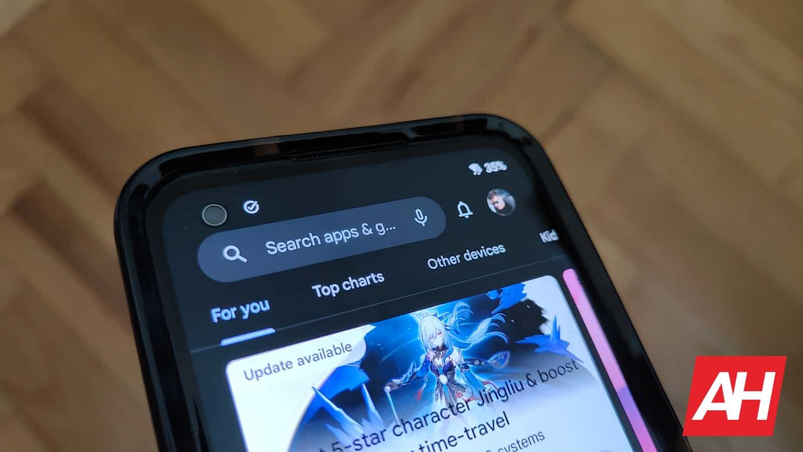 Les FAQ générées par l'IA pourraient arriver sur le Google Play Store ...